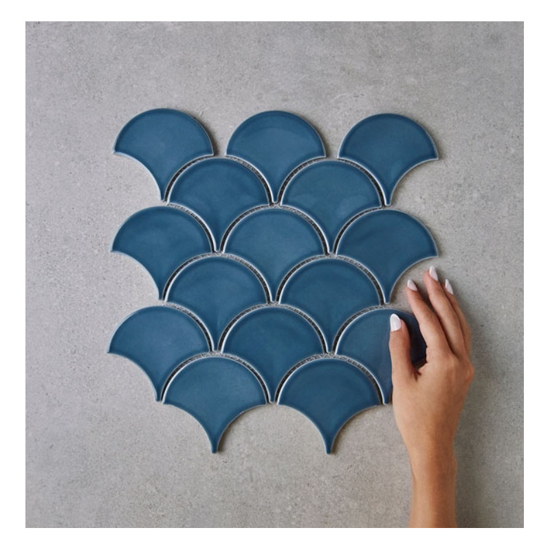 Fika Fishscale Fan Shape Blue 25.9x27.3cm - 0924 - X unidad